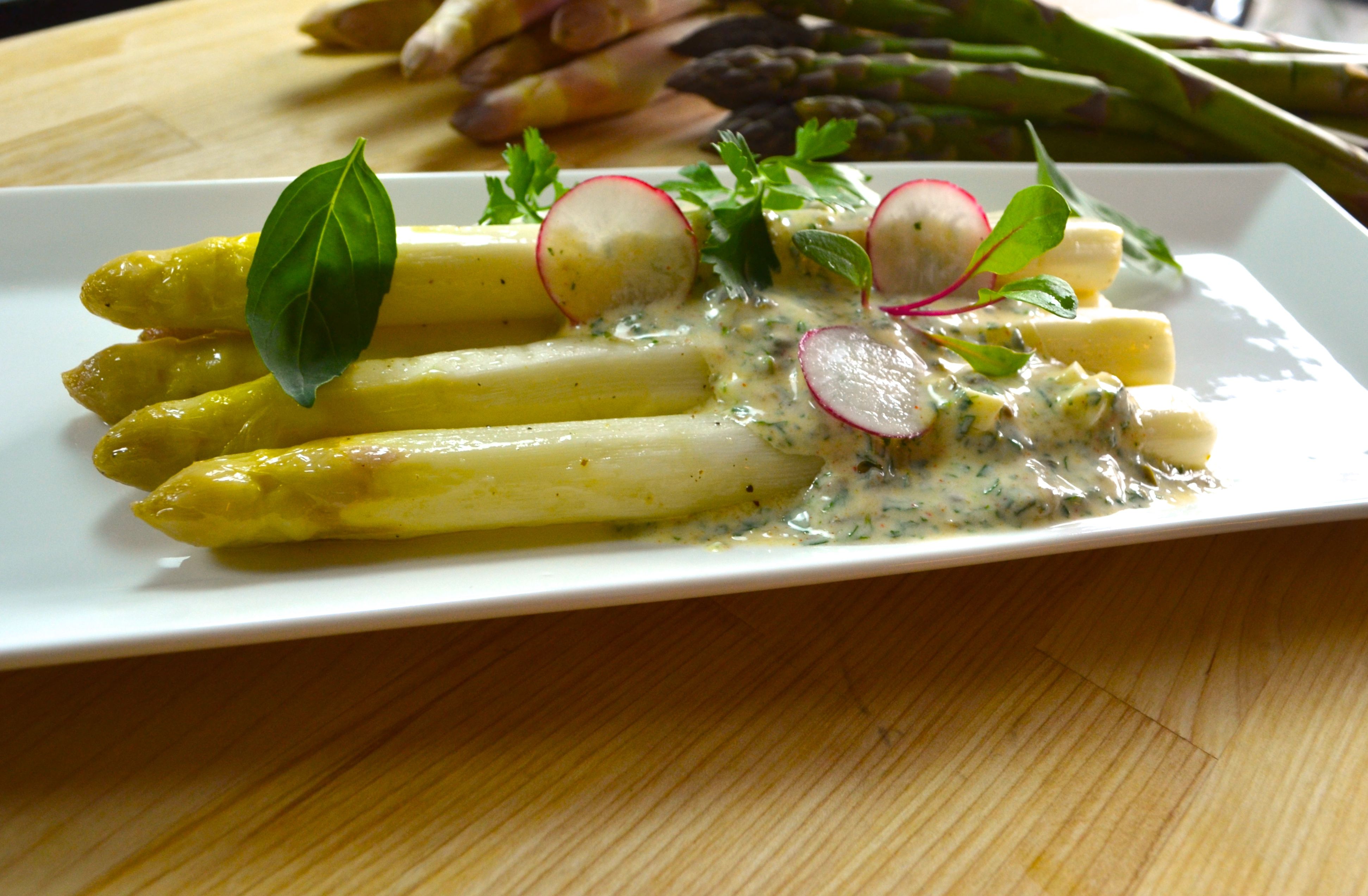 Spargeln an Kräuter-Remoulade | Stilpalast