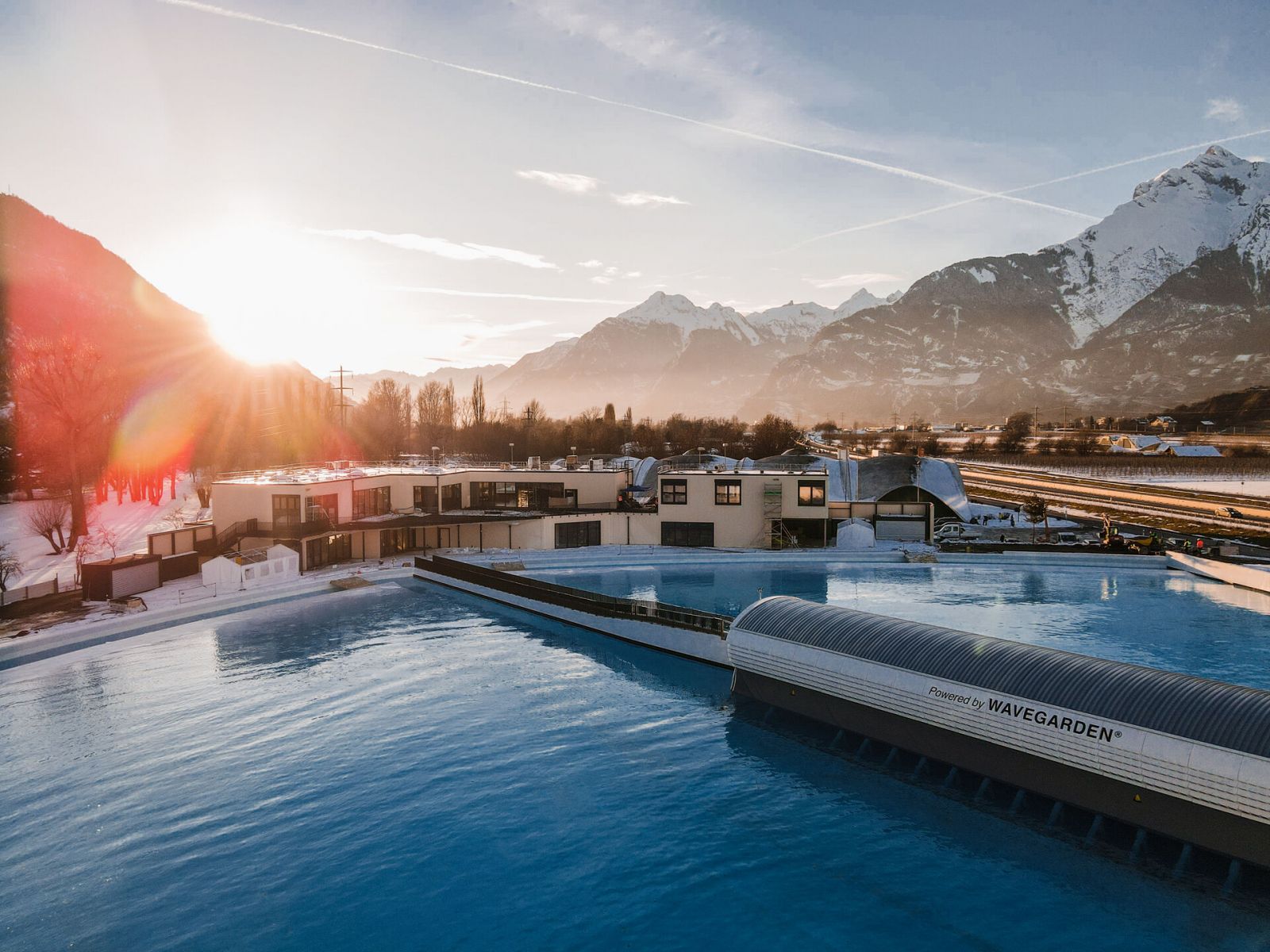 Alaïa Bay: Surfen in den Walliser Alpen
